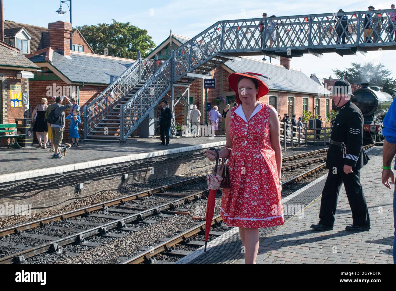 Uk historic train conductor hi-res stock photography and images - Alamy