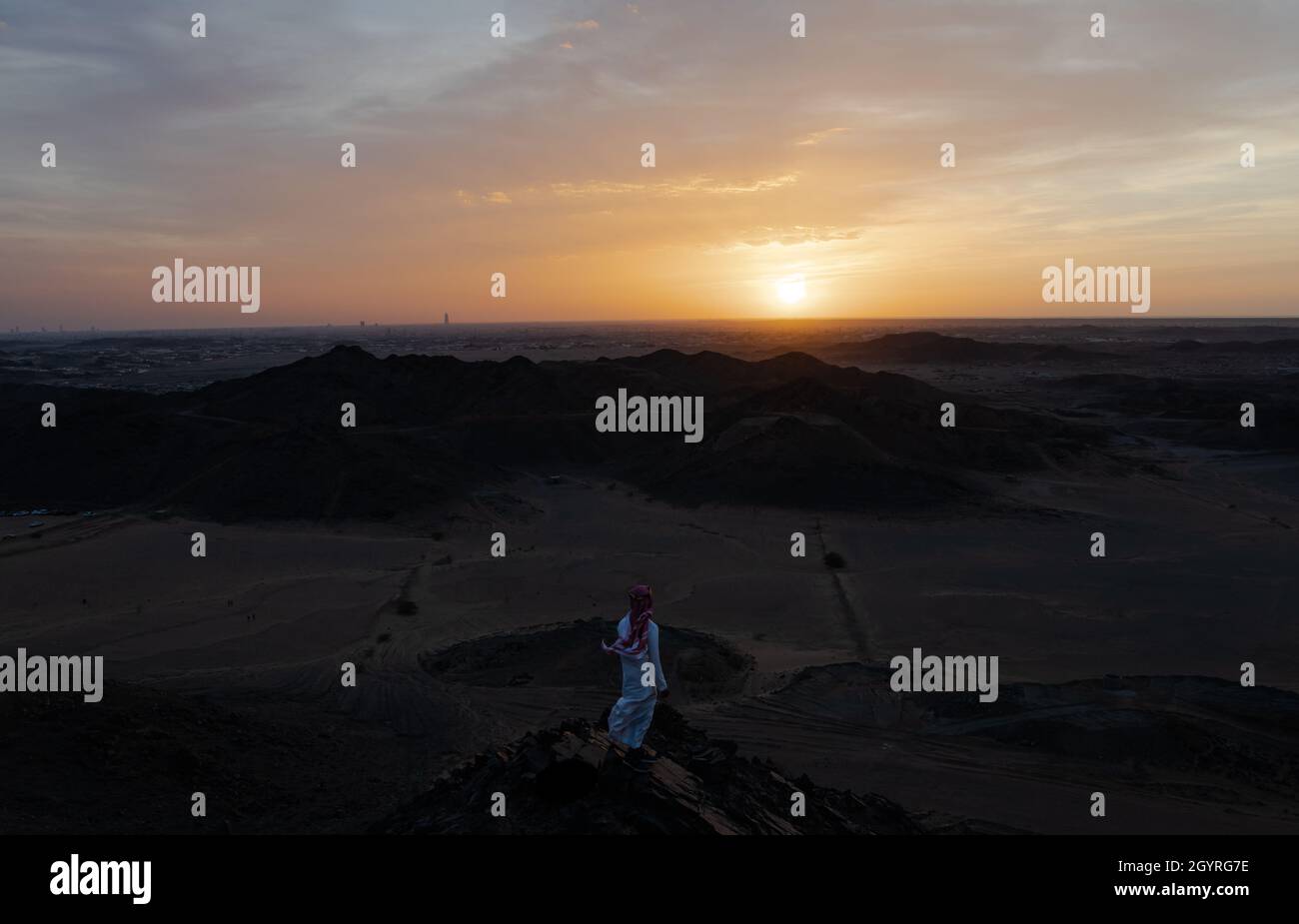Arabian sunset hi-res stock photography and images - Alamy