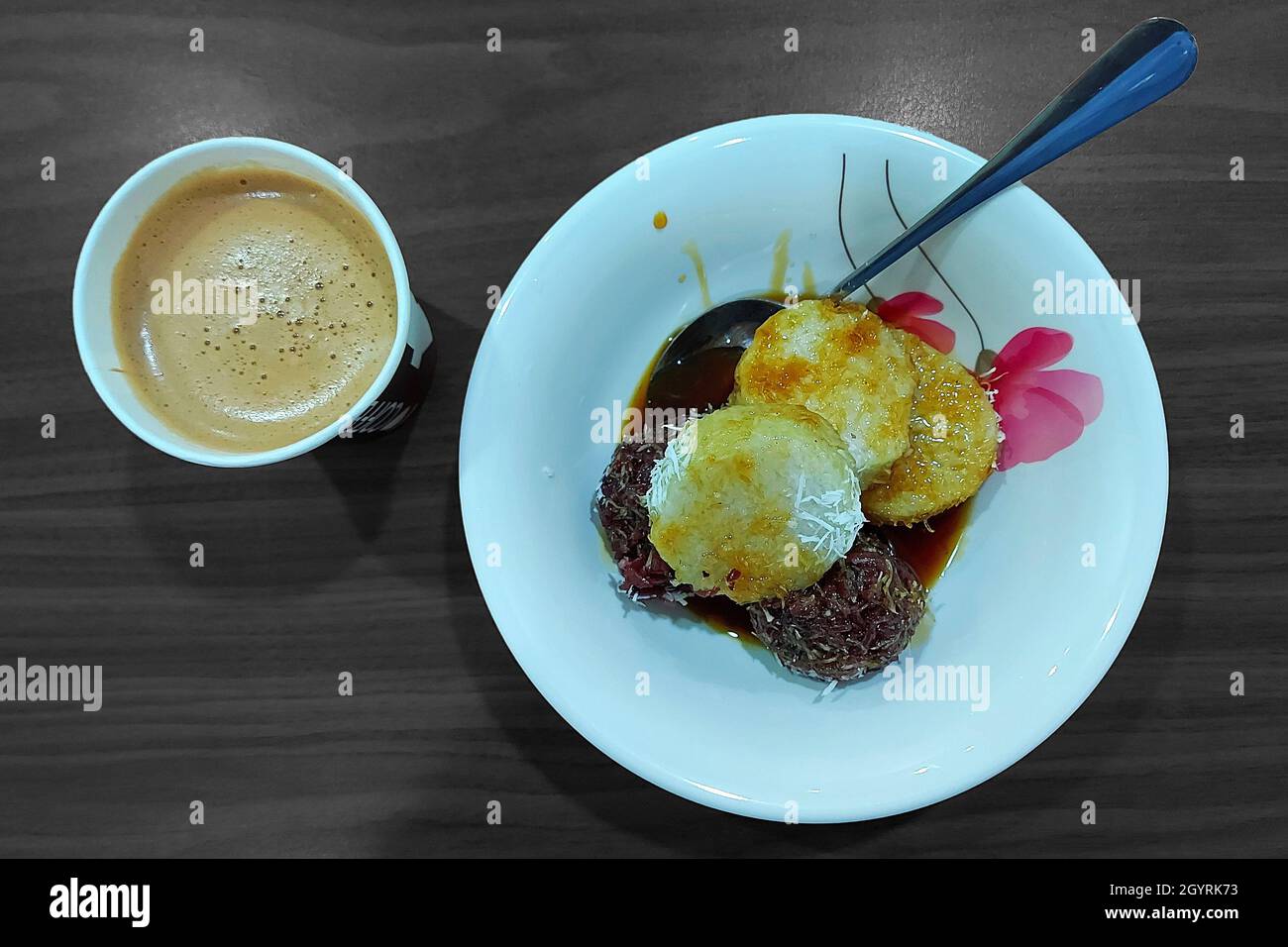 Kueh Lupis Cake, Traditional Food, Indonesia Stock Photo - Alamy