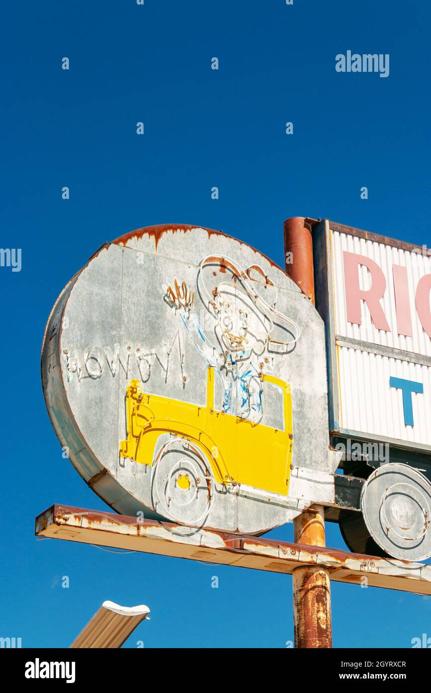 abandoned vintage sign and building, Rio Pecos Ranch Truck Terminal on ...