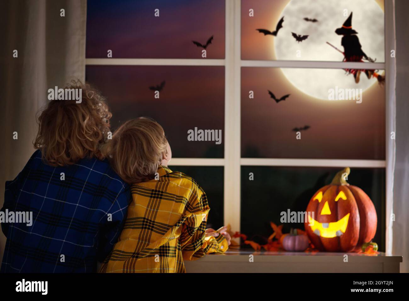 Boy sitting on the moon hi-res stock photography and images - Alamy