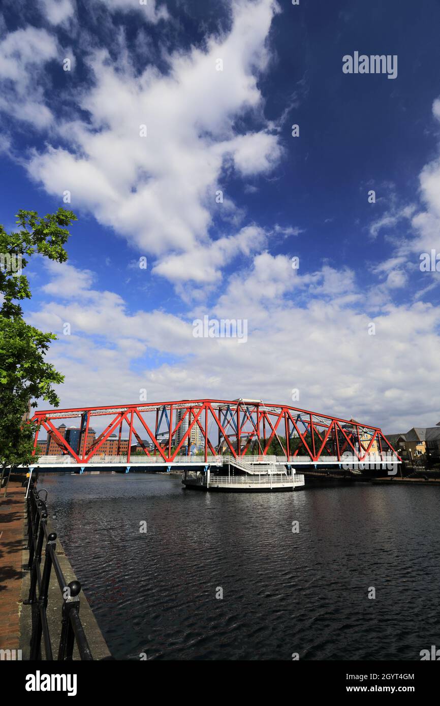 The Detroit Bridge in the Erie basin, Salford Quays, Manchester ...