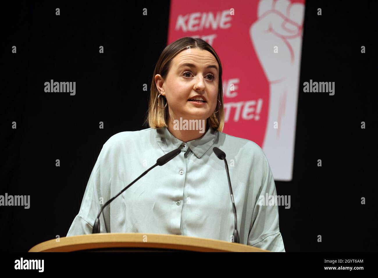 Erfurt, Germany. 09th Oct, 2021. Anna Peters, the former federal ...