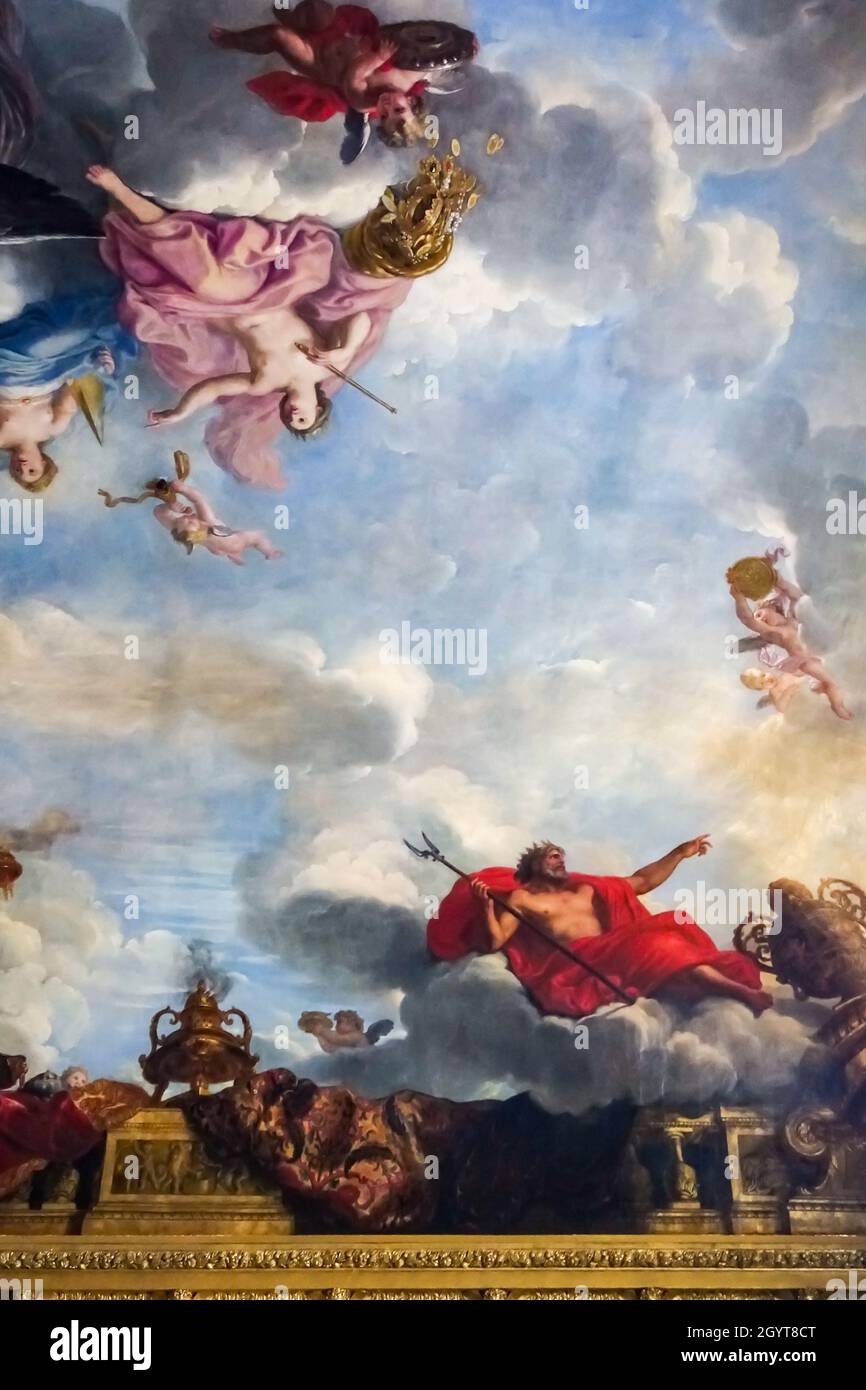 Painted ceiling in Versailles Museum in France Stock Photo - Alamy