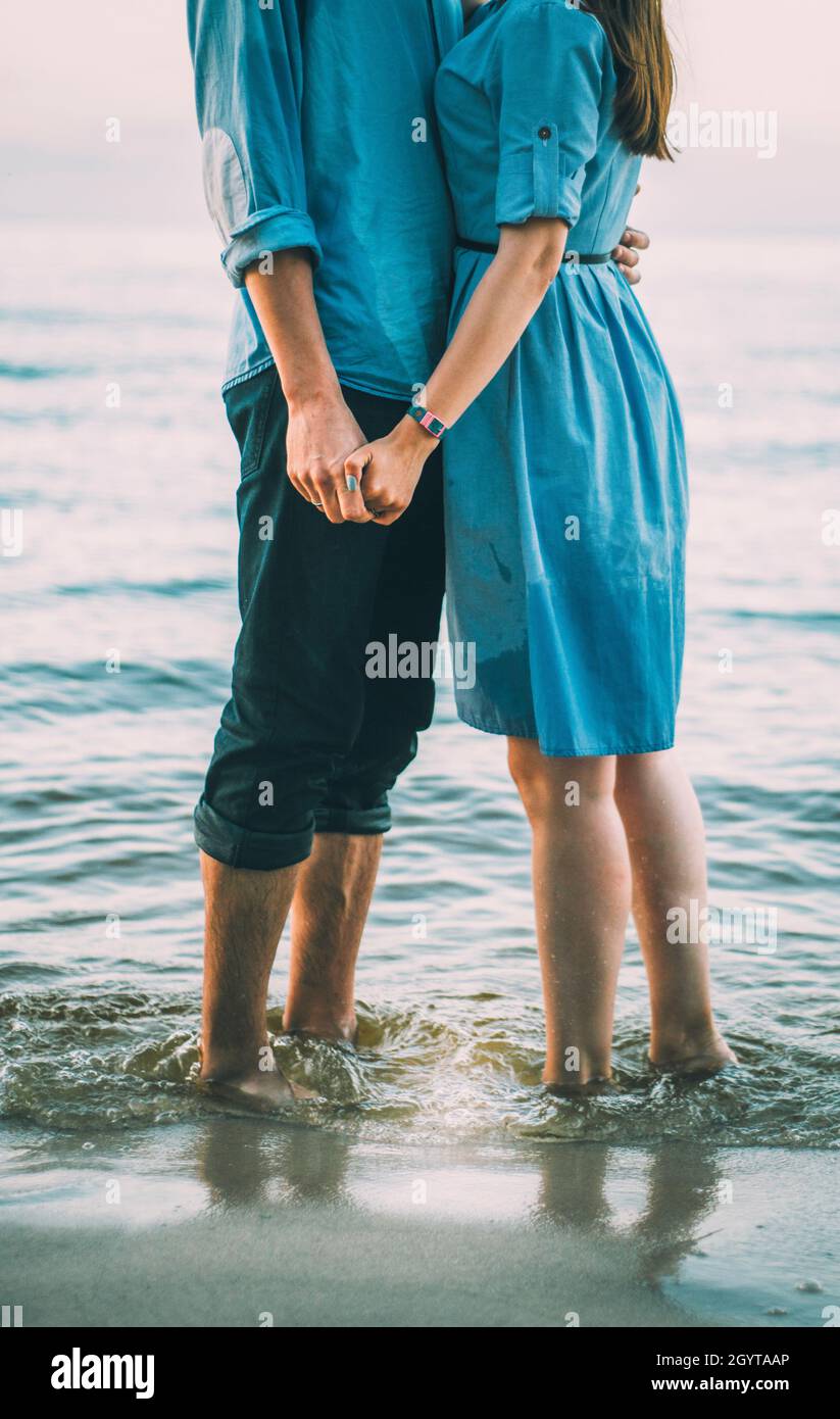 Teen couple water hi-res stock photography and images - Alamy