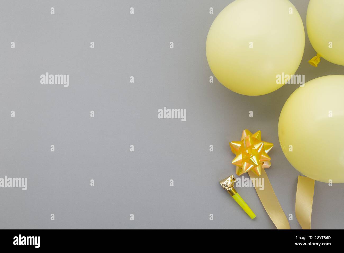 Happy birthday background, Flat lay party decoration on pastel grey ...