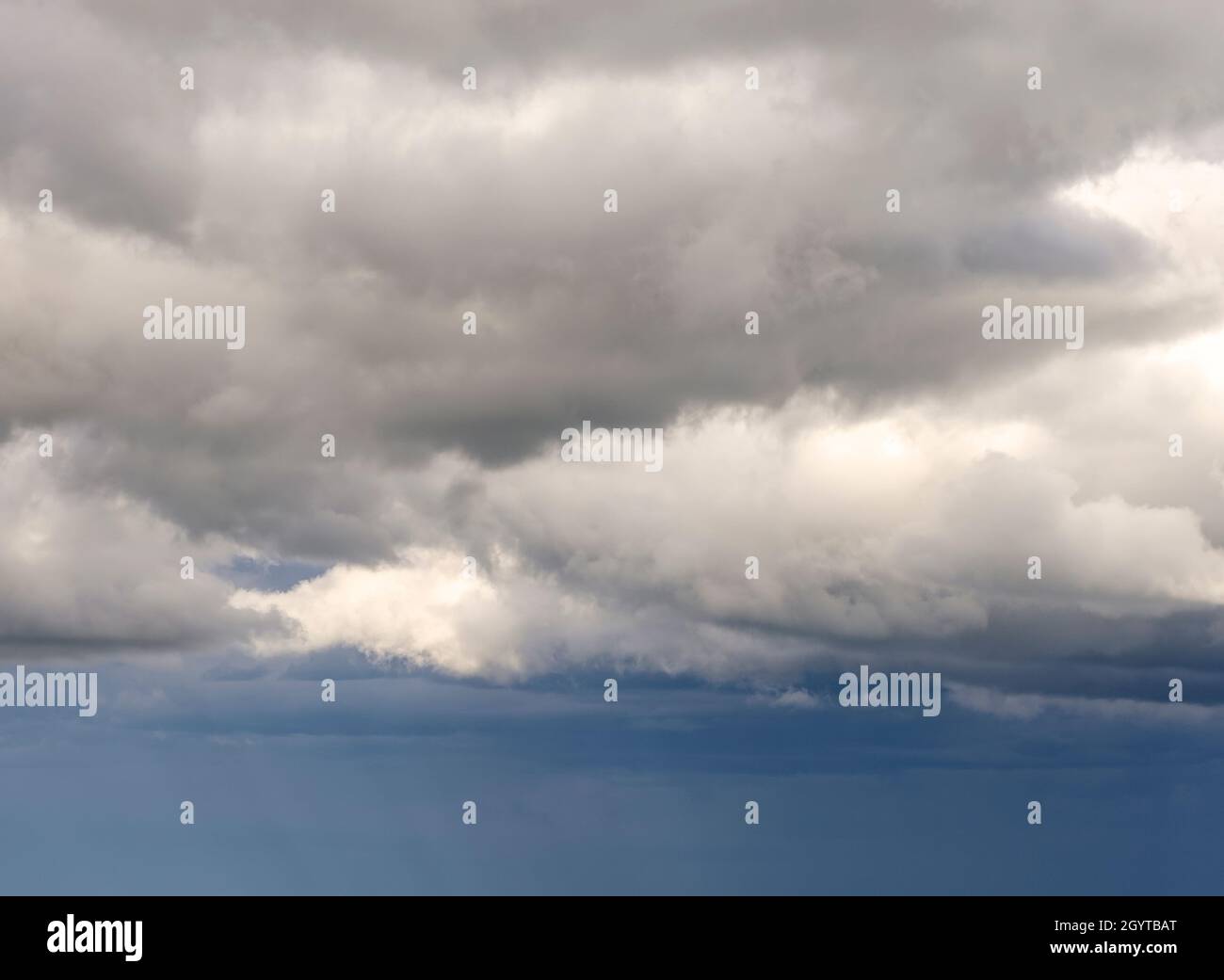 Gray rain clouds in sky hi-res stock photography and images - Alamy
