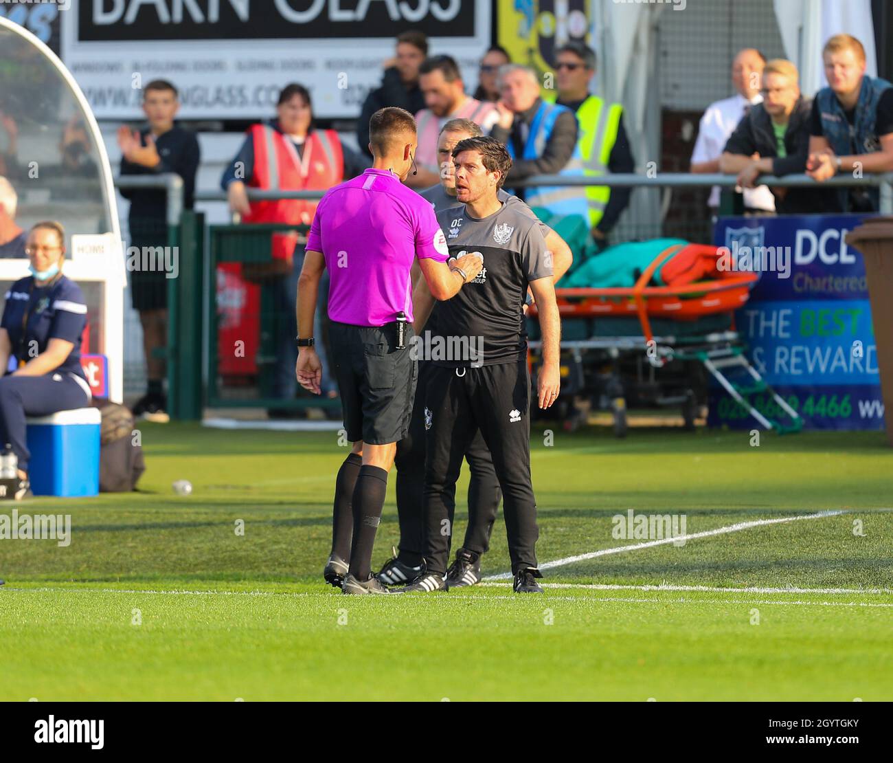 Football manager referee arguing hi-res stock photography and images ...