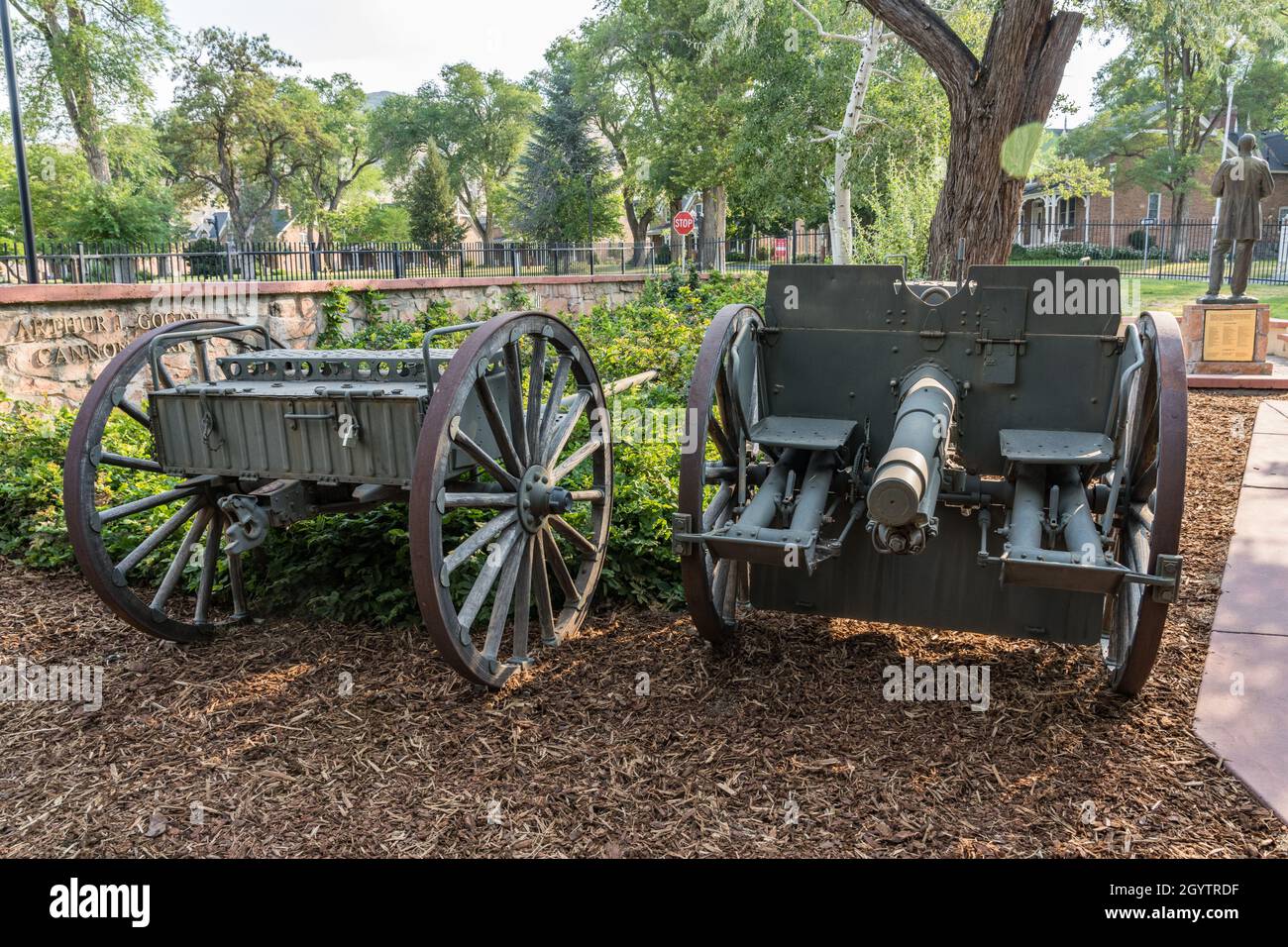 A horse-drawn U.S. Army 3-inch M1905 field gun and caisson at the Ft ...