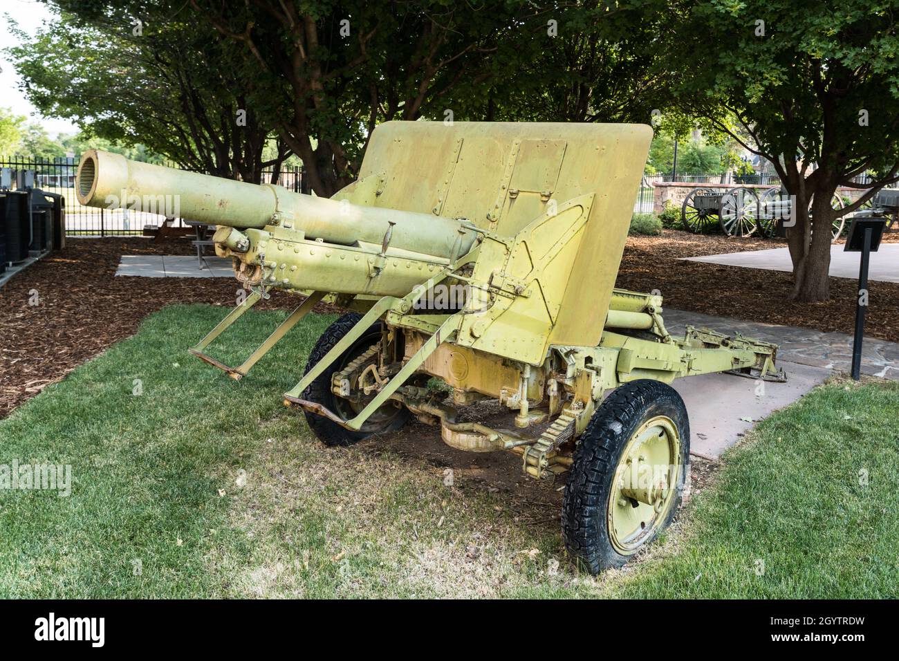 105 field howitzer hi-res stock photography and images - Alamy