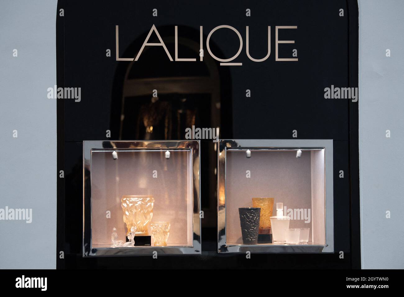Lalique logo hi-res stock photography and images - Alamy