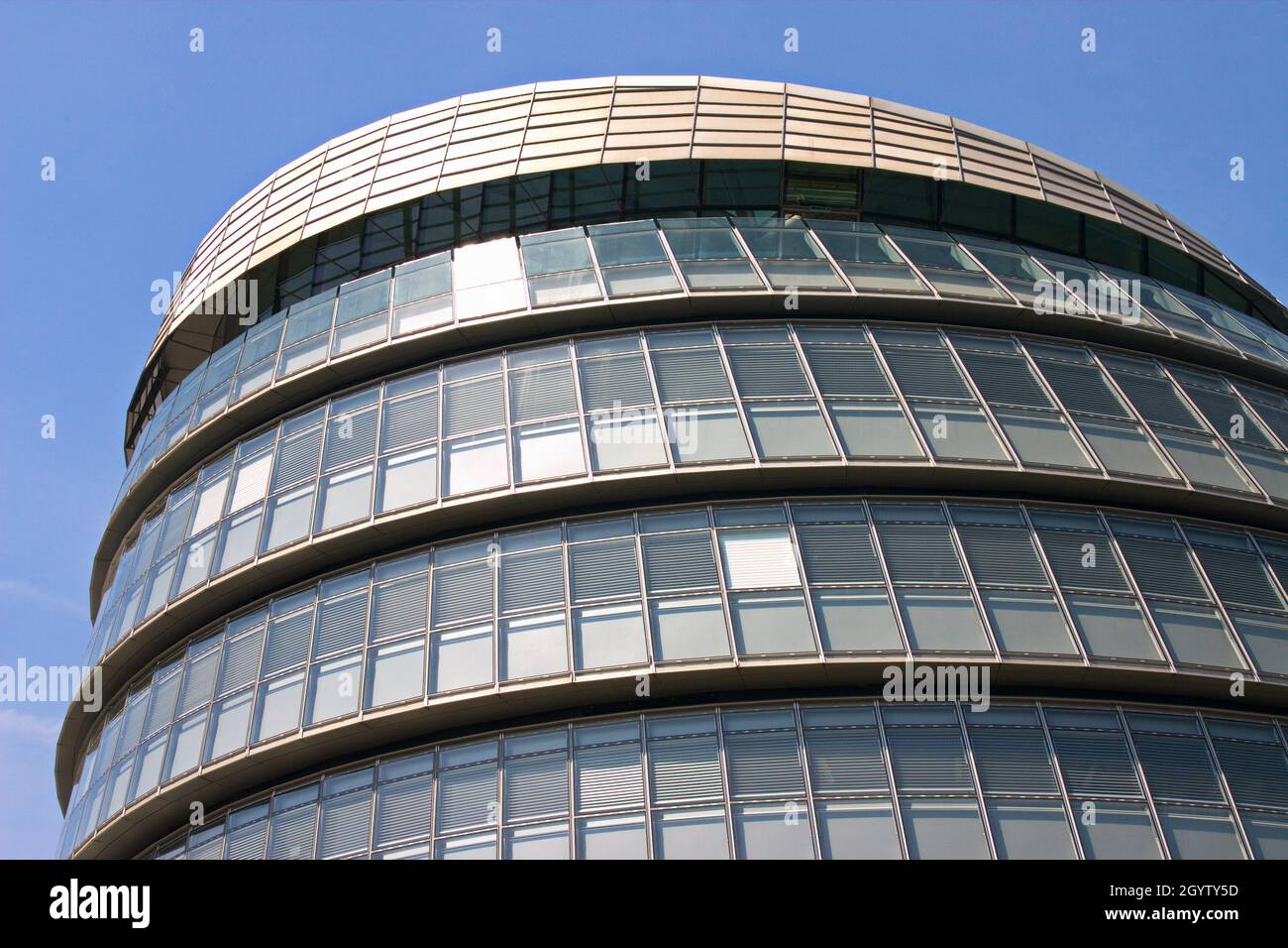 City hall building london hi-res stock photography and images - Alamy