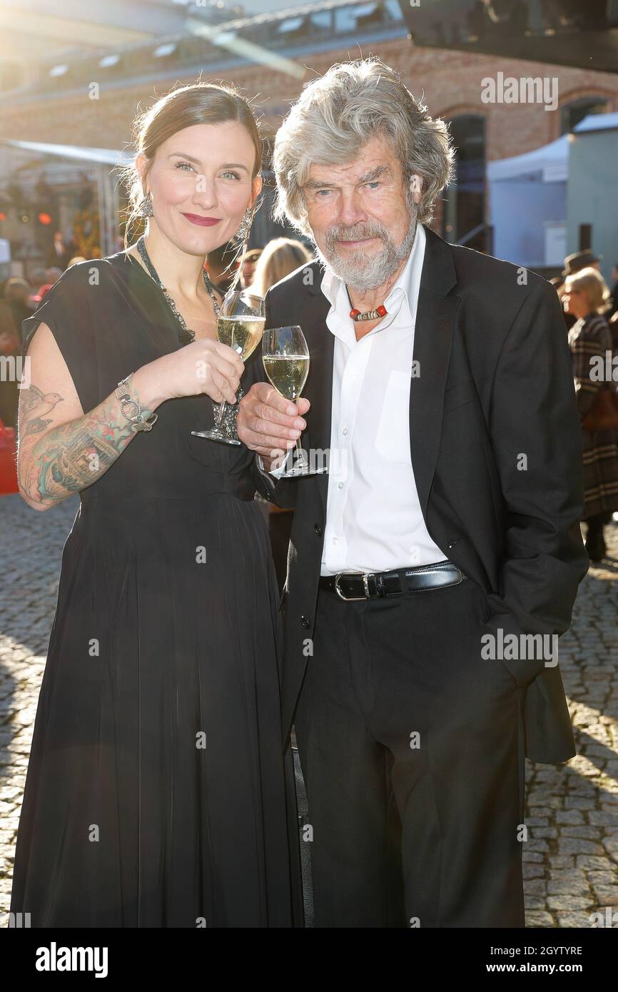 Berlin, Germany. 09th Oct, 2021. Reinhold Messner and Mrs. Diane ...