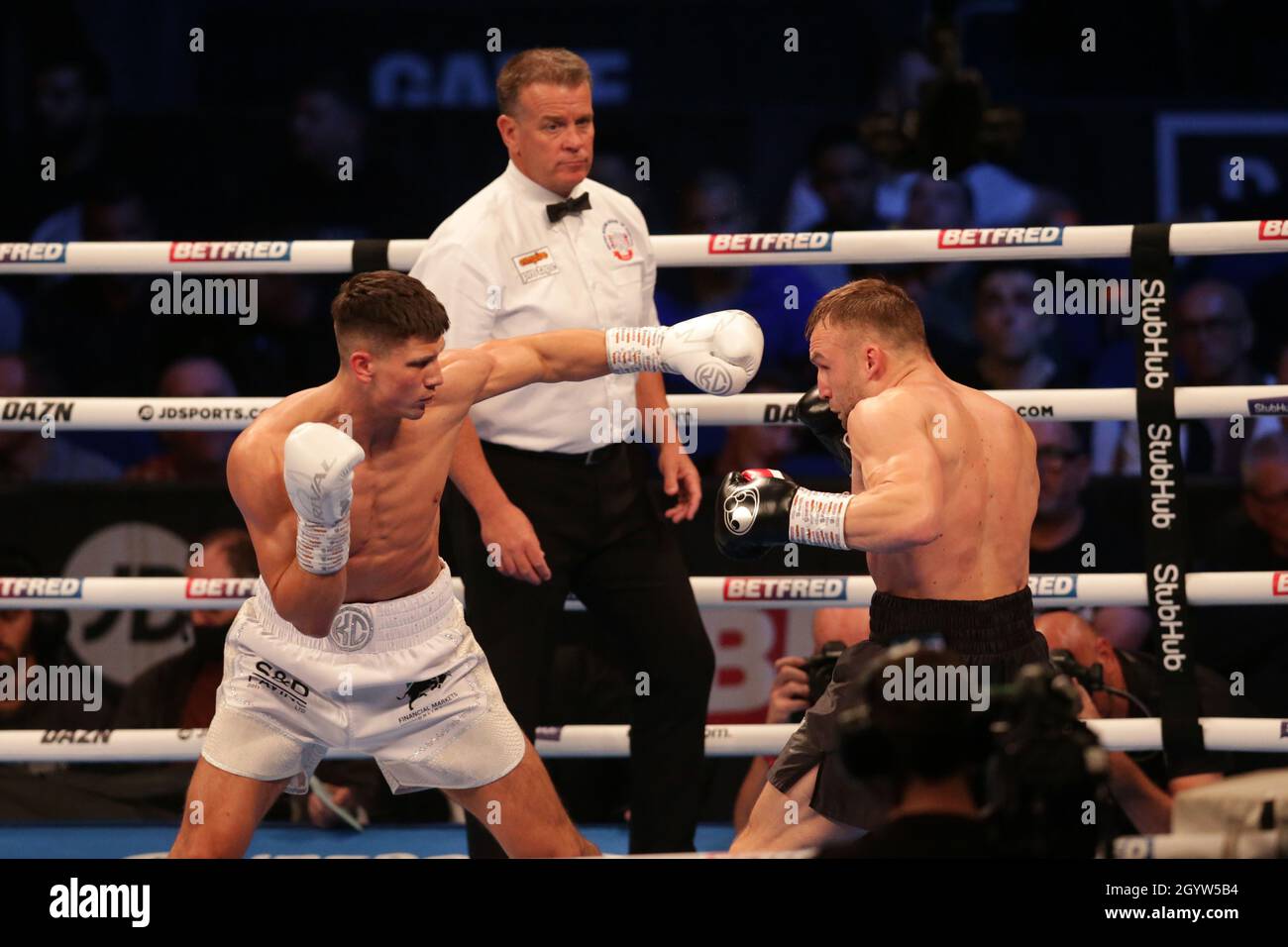 9th October 2021; M&S Bank Arena, Liverpool, England; Matchroom Boxing ...