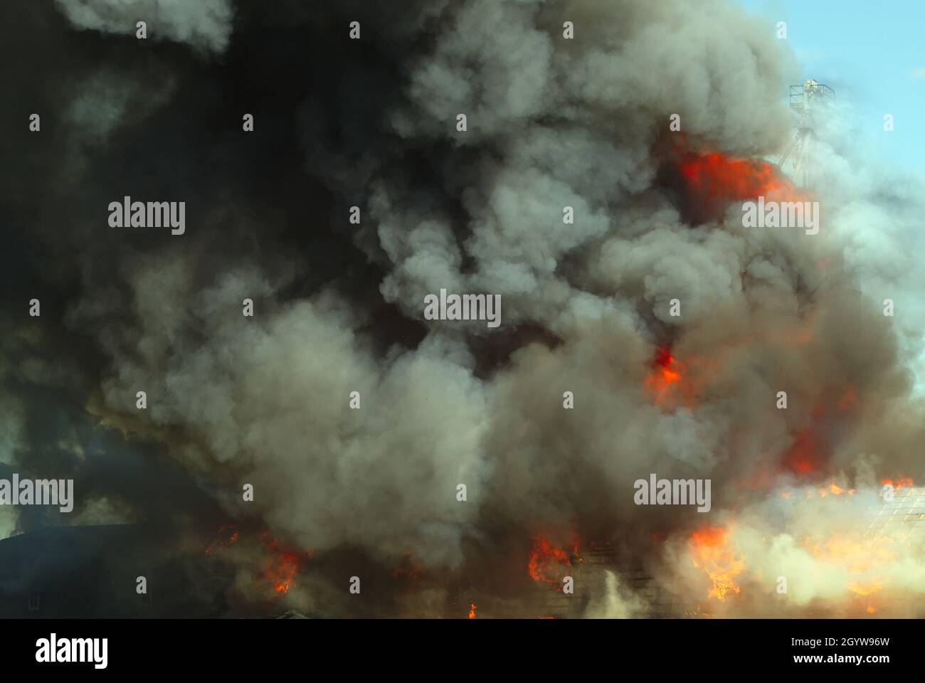 Smoke fire background hi-res stock photography and images - Alamy
