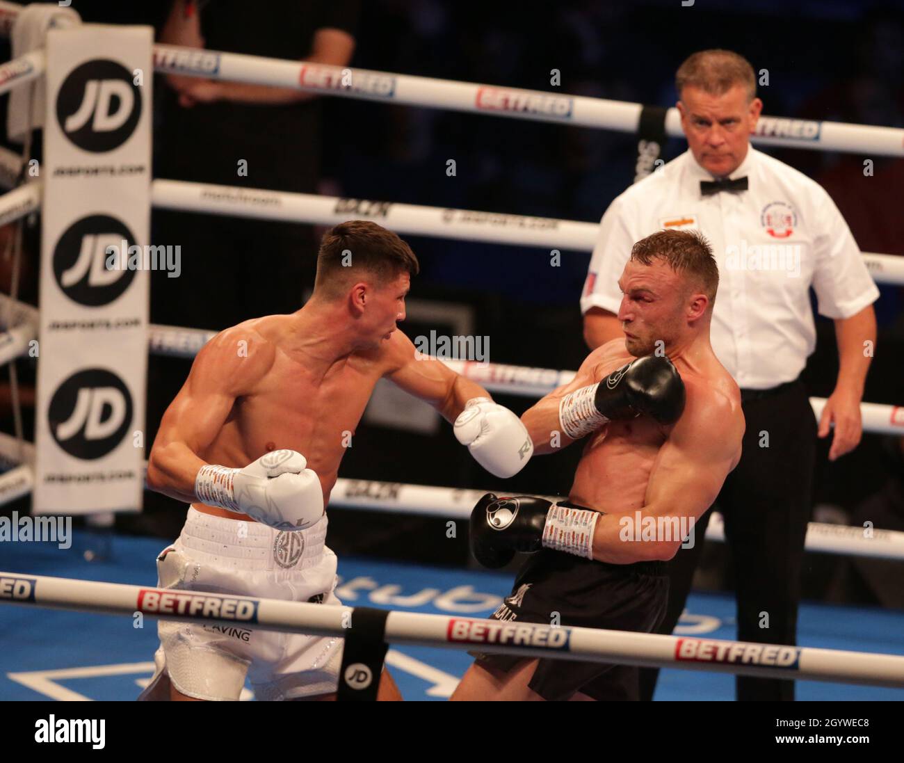 9th October 2021; M&S Bank Arena, Liverpool, England; Matchroom Boxing ...