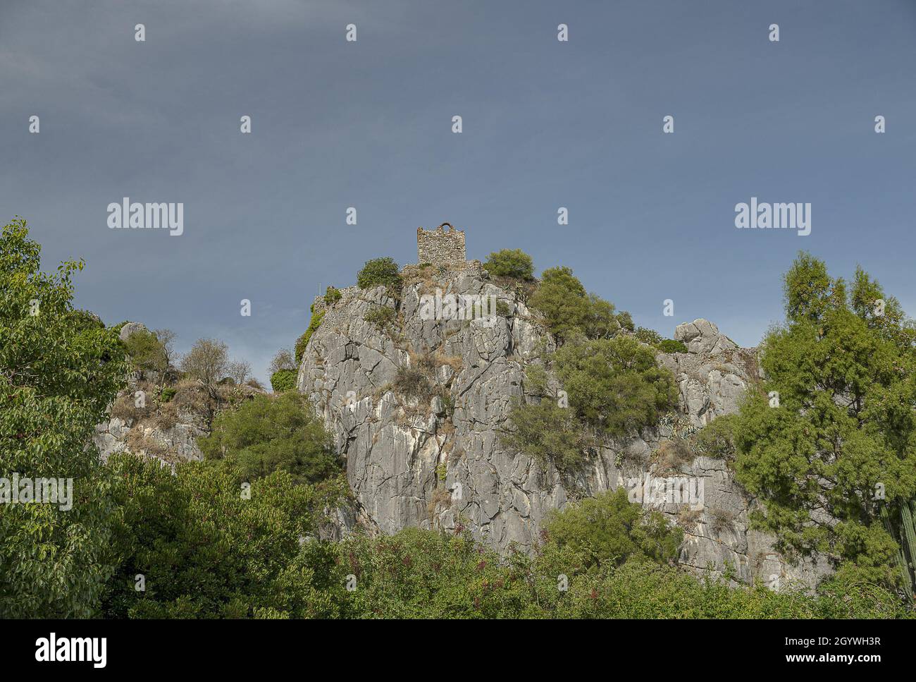 Beautiful view of an abandoned half-ruined castle Stock Photo - Alamy