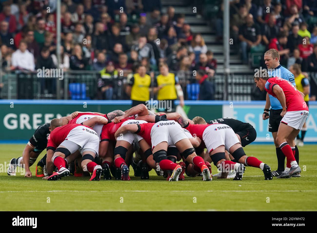 Newcastle rugby scrum hi-res stock photography and images - Alamy