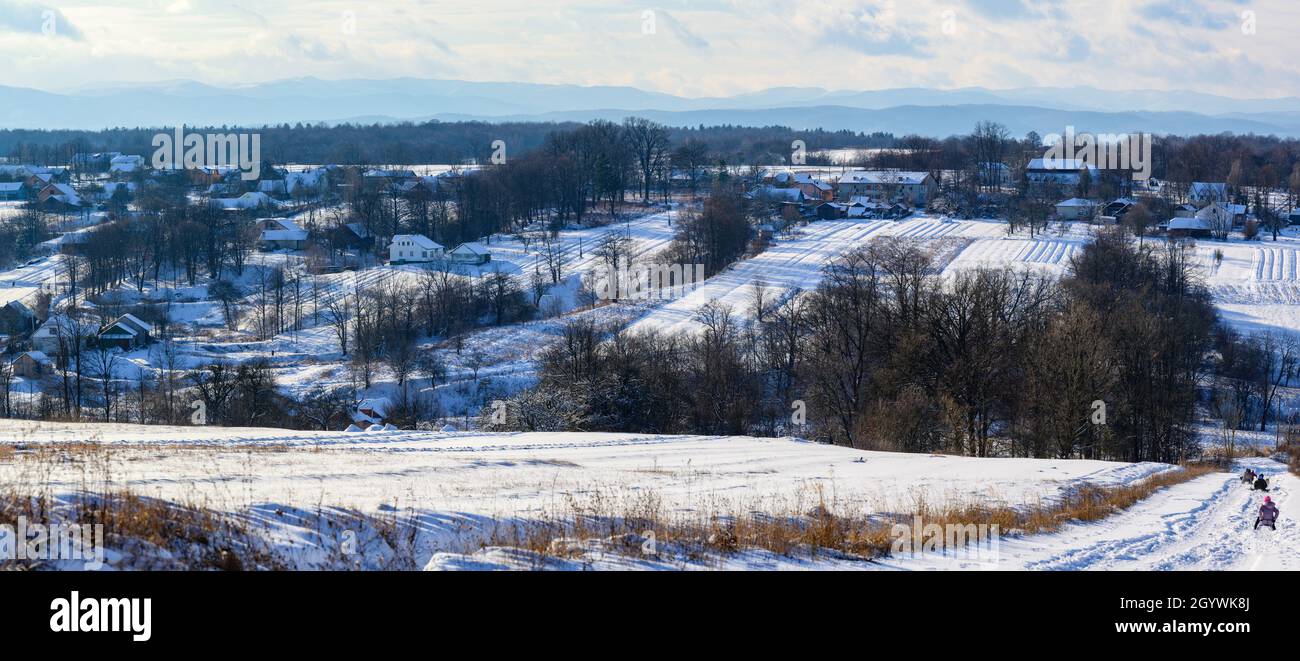 Ukrainian snow covered villages hi-res stock photography and images - Alamy