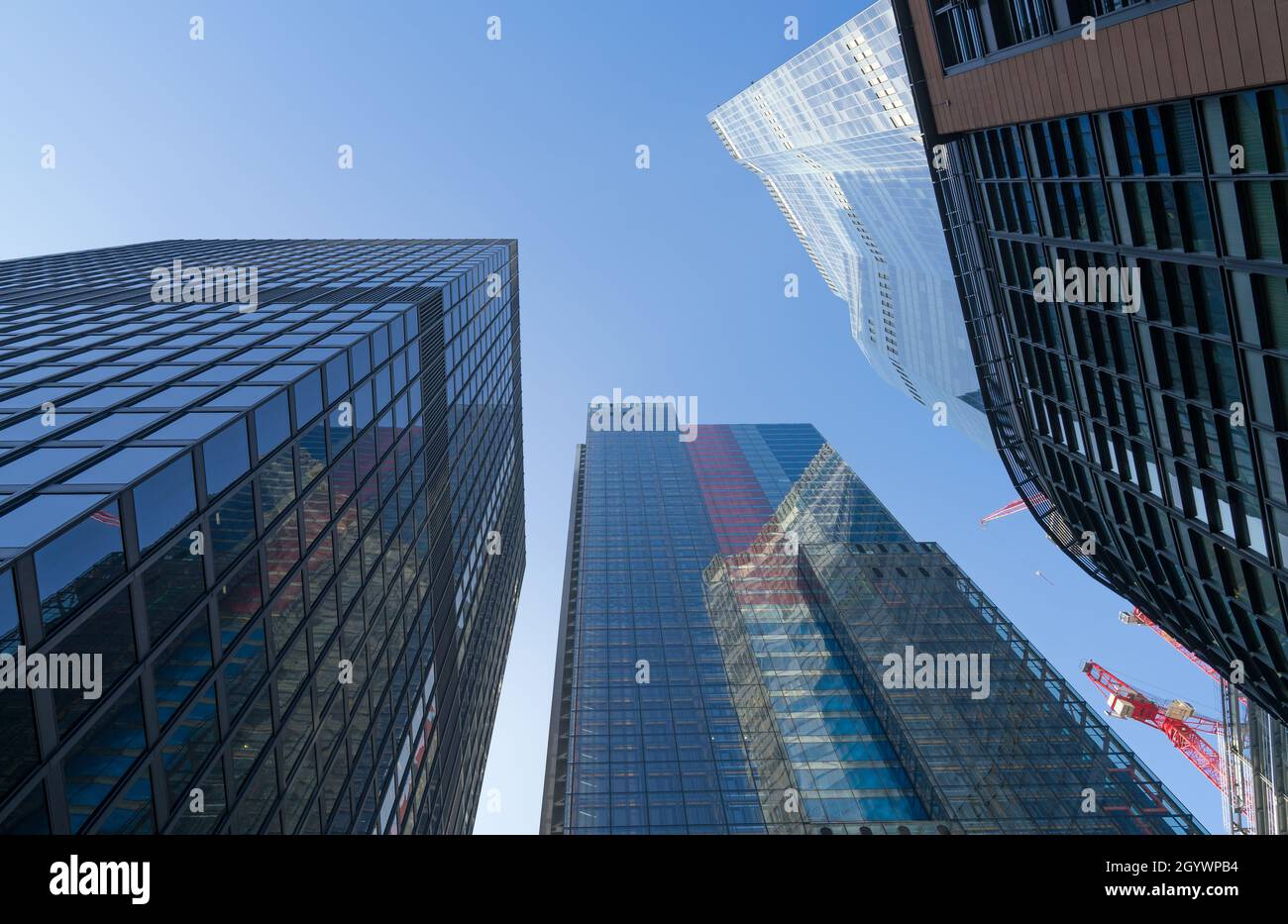 Skyscrapers from below hi-res stock photography and images - Alamy