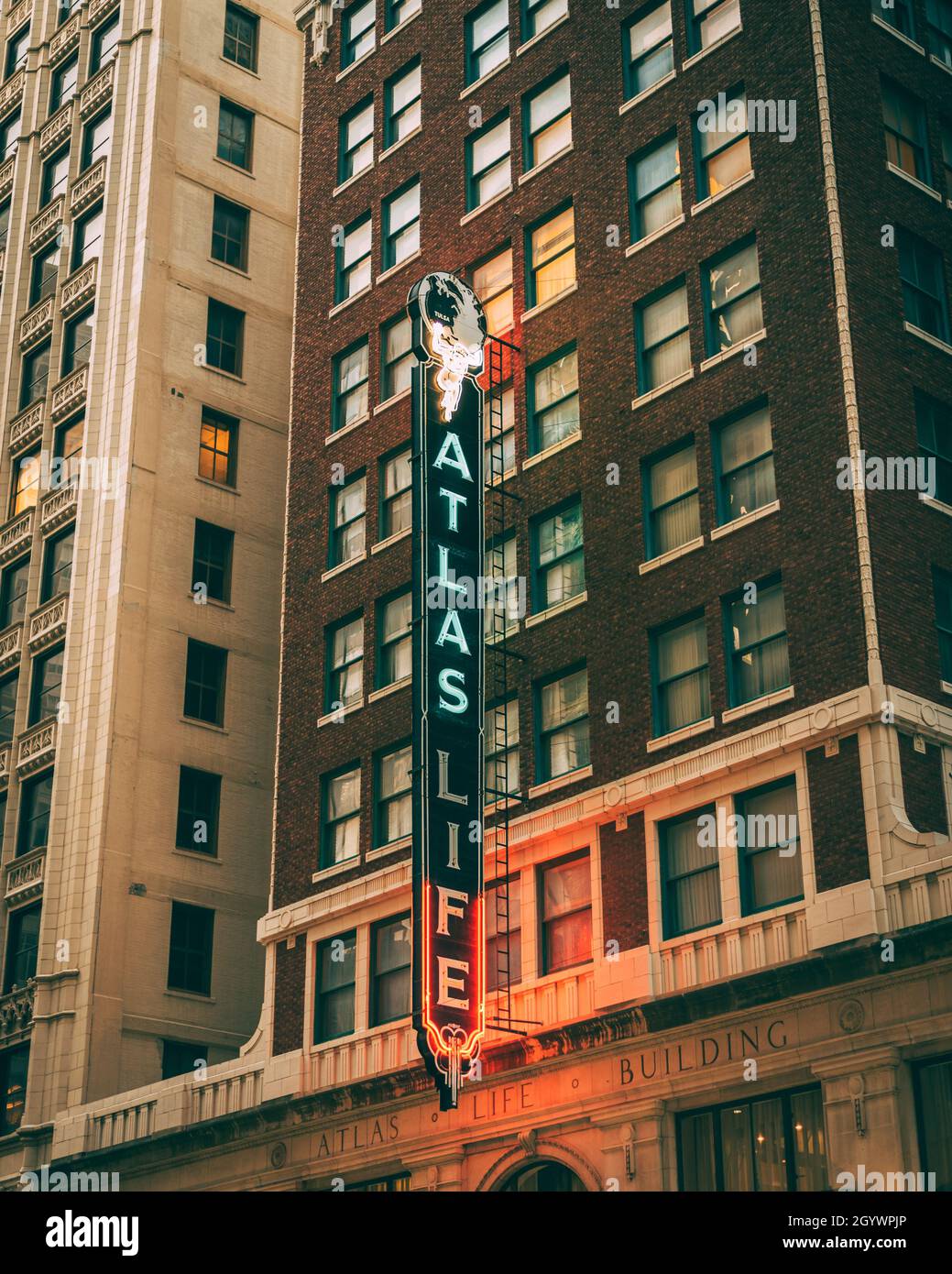Atlas building tulsa hi-res stock photography and images - Alamy