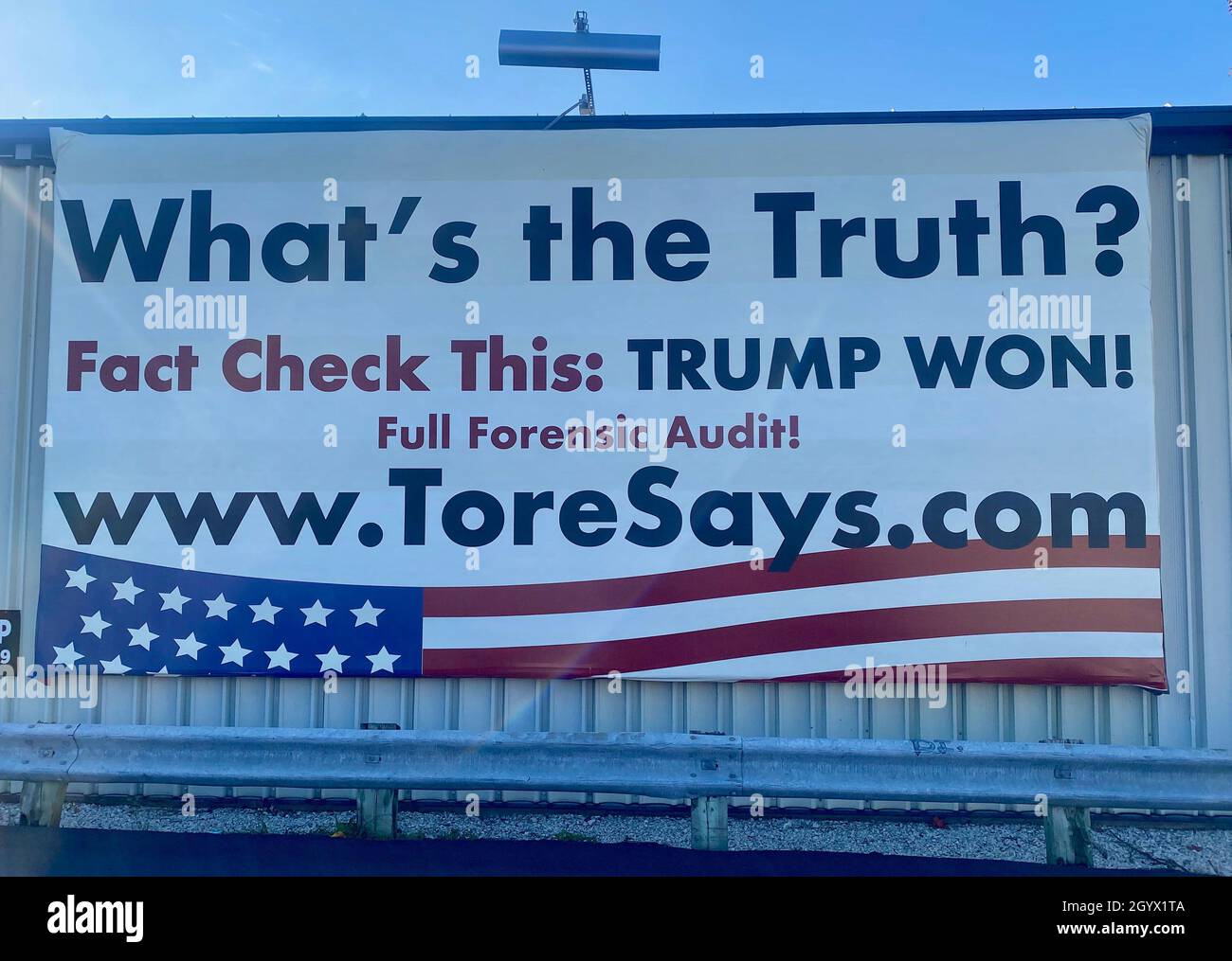 Trump won sign hi-res stock photography and images - Alamy