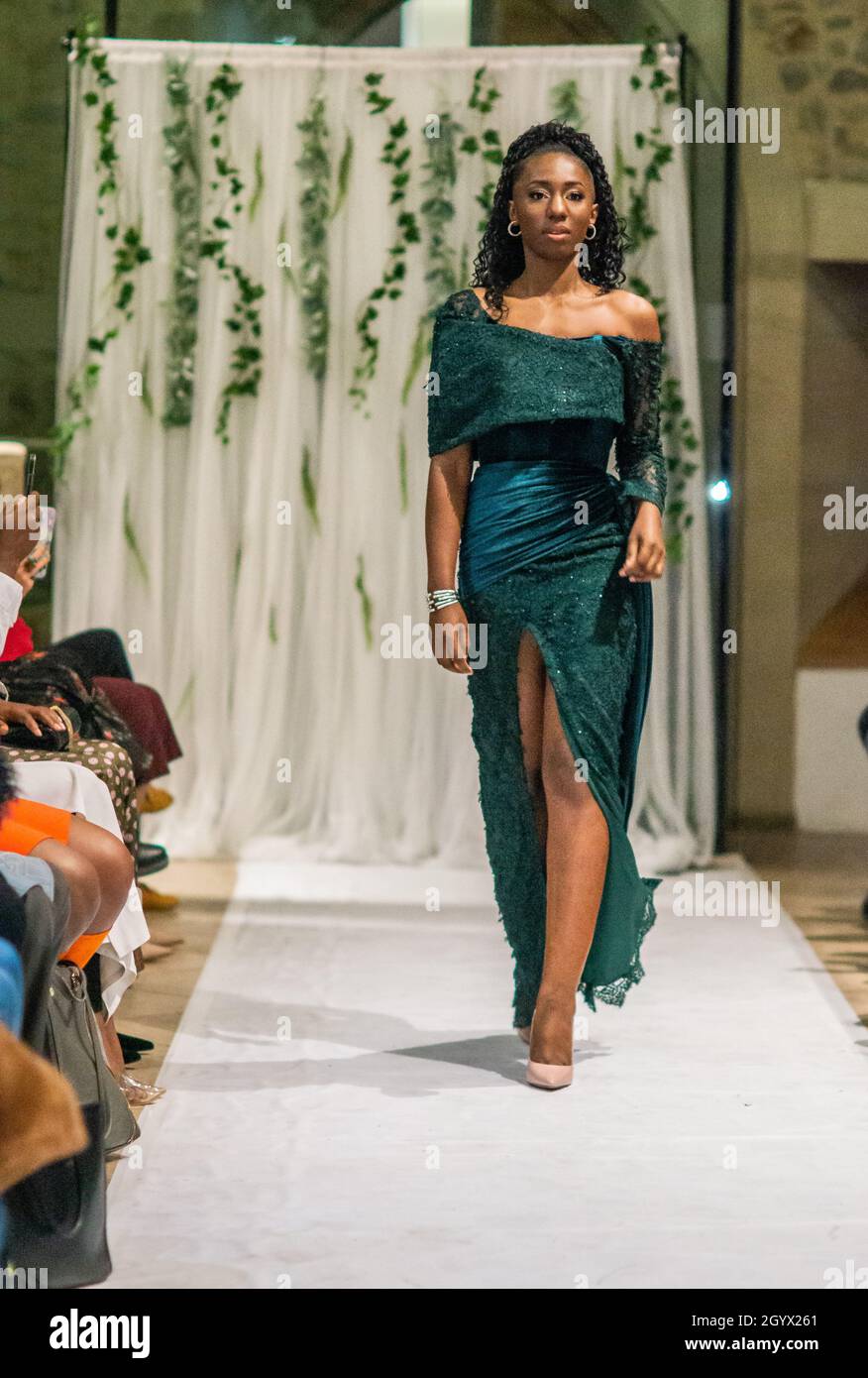 Nigerian models hi-res stock photography and images - Alamy
