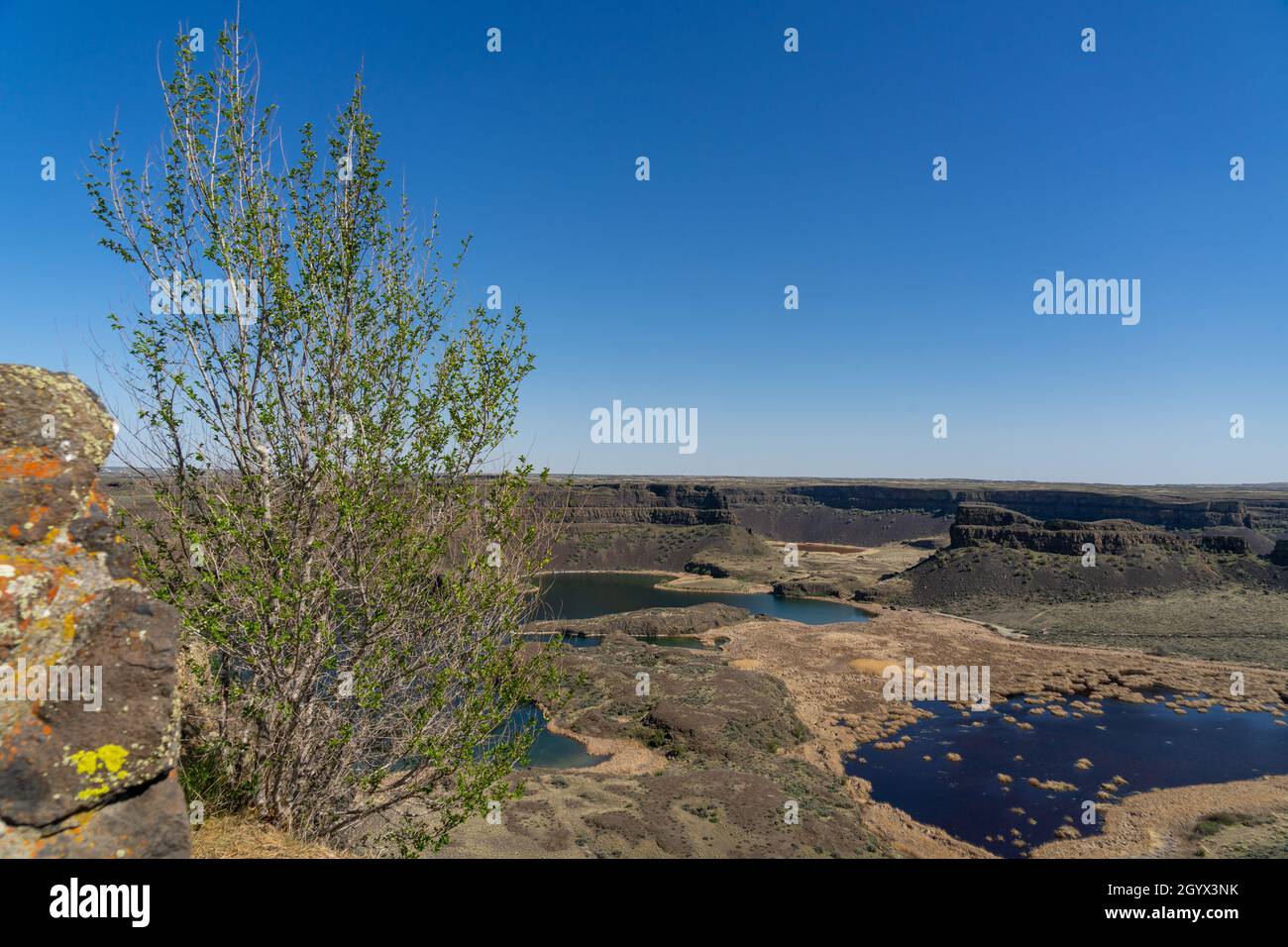 View of Valley and Cliffs from the Dry Falls Visitor Center in ...