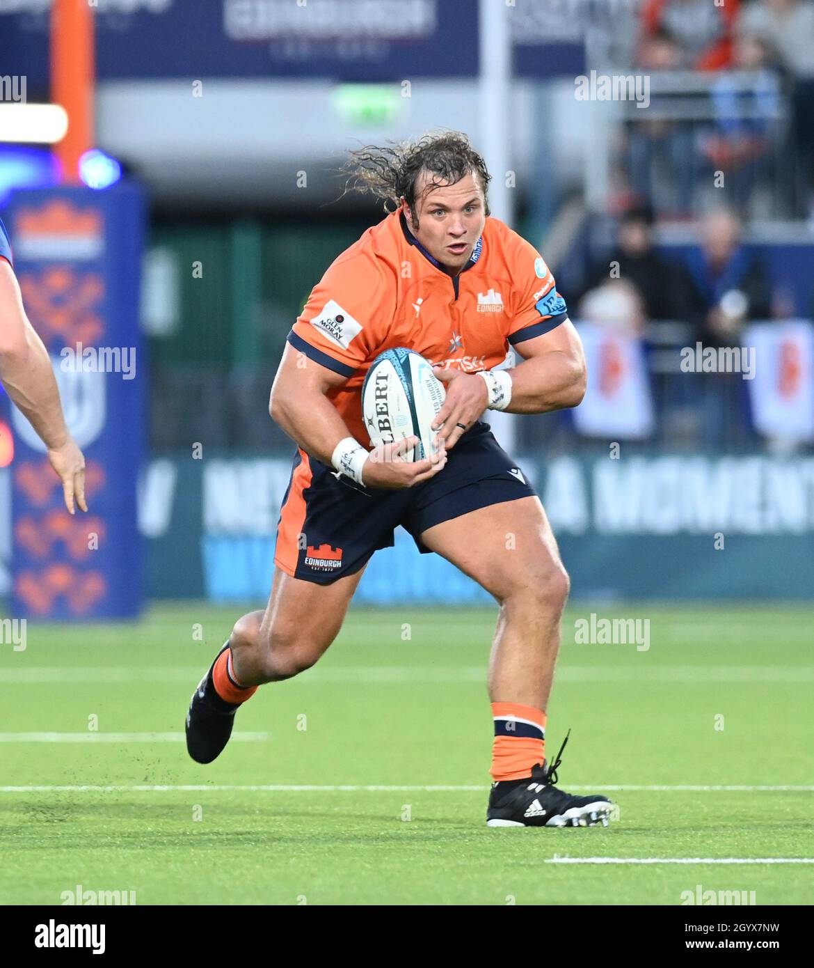 Pierre schoeman edinburgh rugby hi-res stock photography and images - Alamy