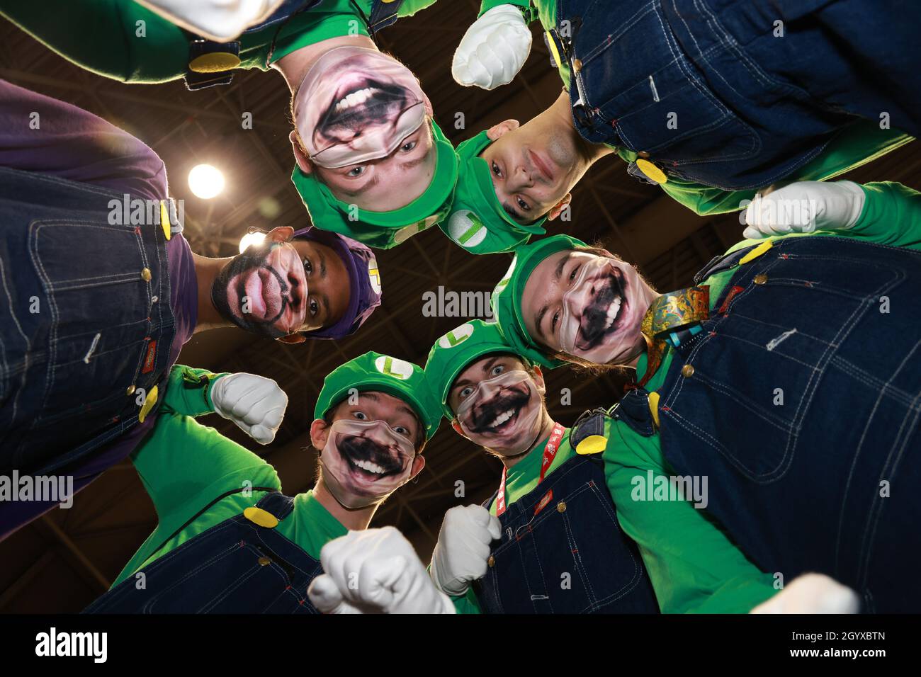 New York, N.Y/USA – 9th Oct. 2021: These guys dressed as Luigi from ...