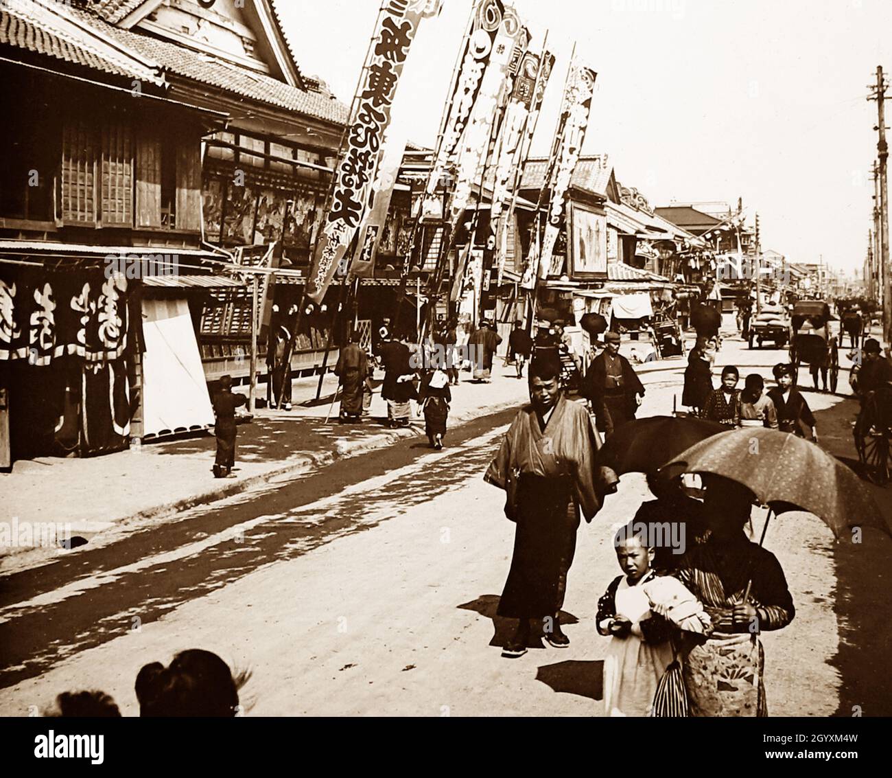 Victorian street scene hi-res stock photography and images - Alamy