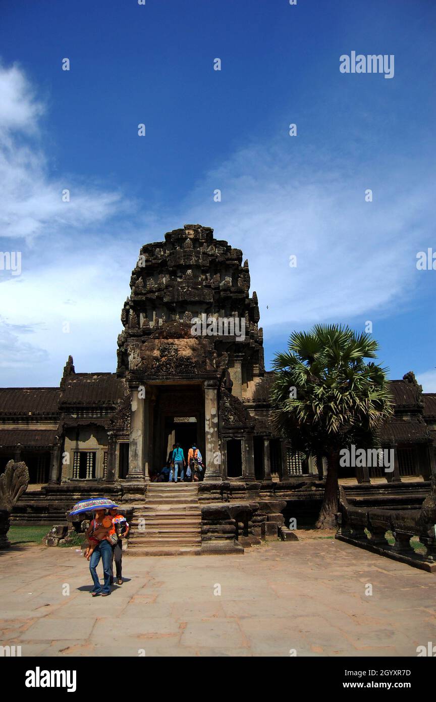 Ancient ruins antique building castle Khmer Empire of Angkor Wat of ...
