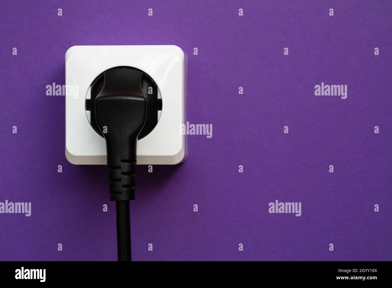 Purple socket hi-res stock photography and images - Alamy