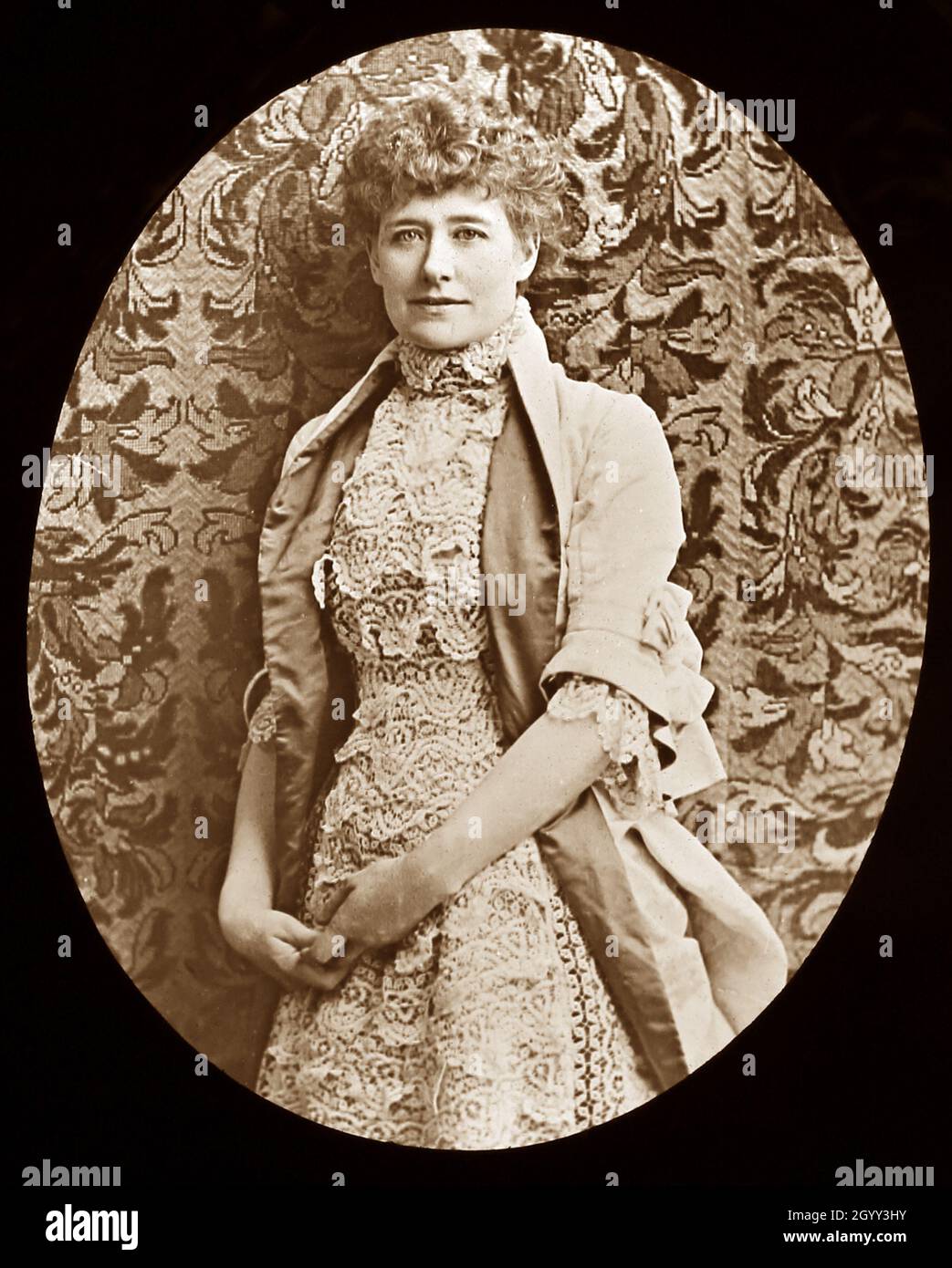 Ellen terry portrait hi-res stock photography and images - Alamy