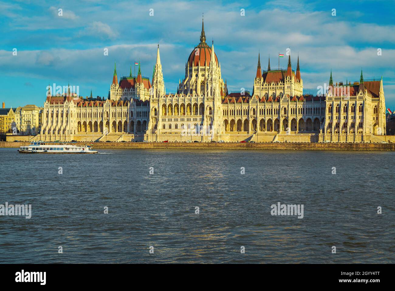 Fantastic excursion and travel place in Budapest with beautiful ...