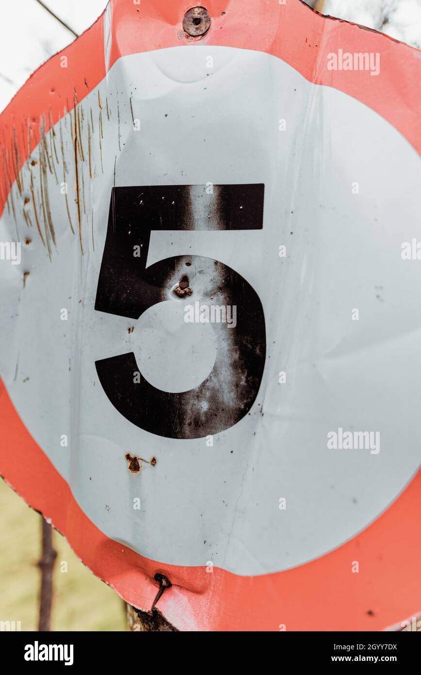 Broken speed sign hi-res stock photography and images - Alamy