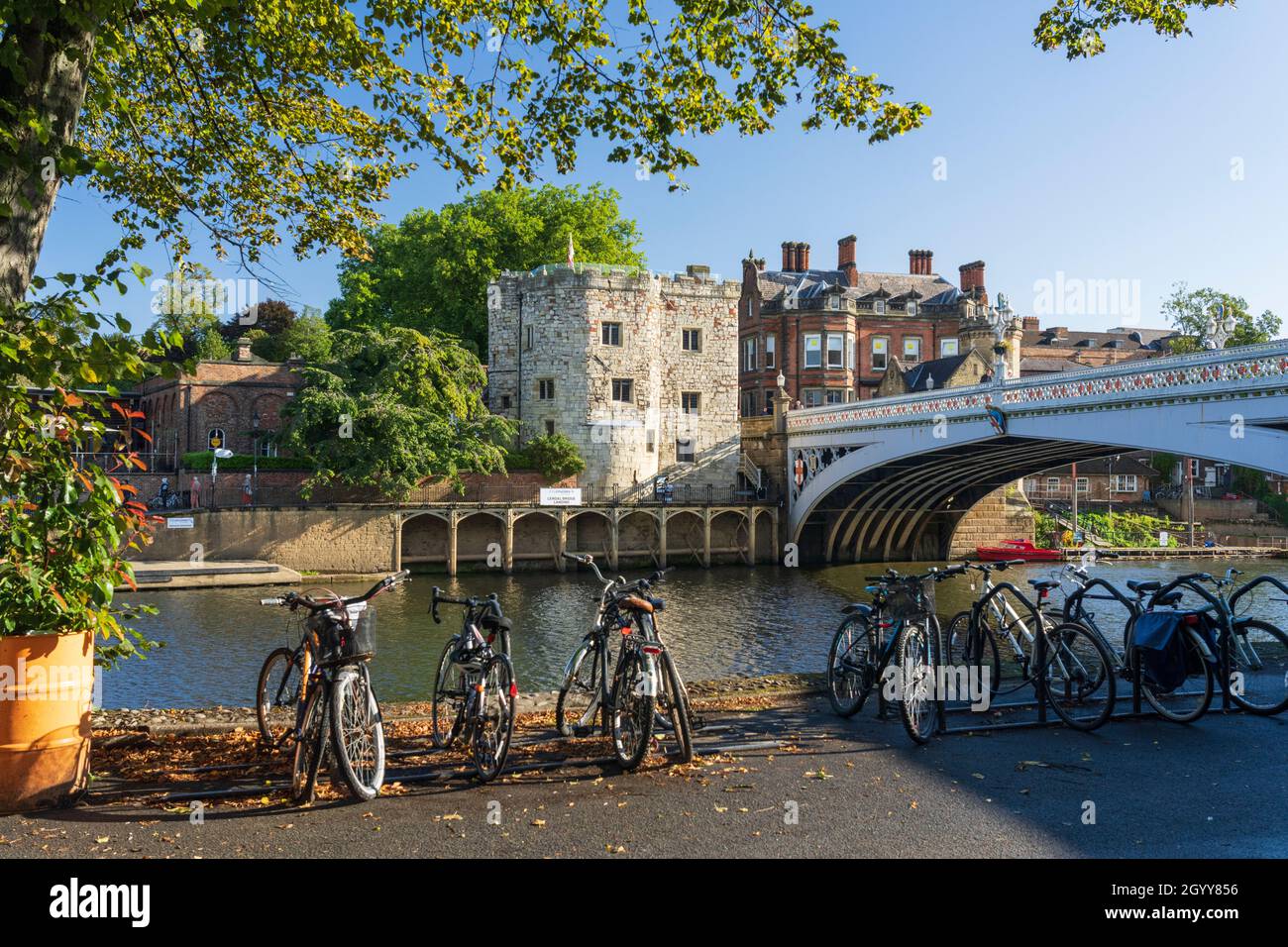 The River Ouse, Lendal Tower, and Lendal bridge in York city centre ...