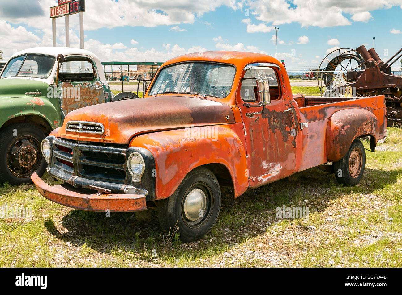 Rusty studebaker hi-res stock photography and images - Alamy