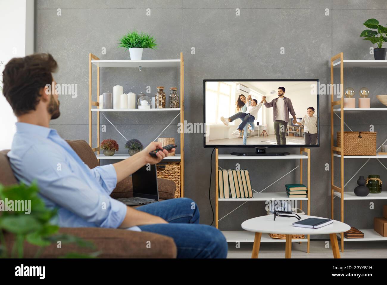 People watching film on large screen hi-res stock photography and ...