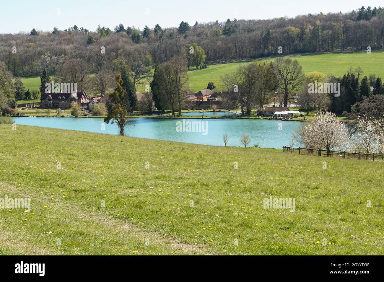 The Chess valley with the River Chess in Buckinghamshire, England ...