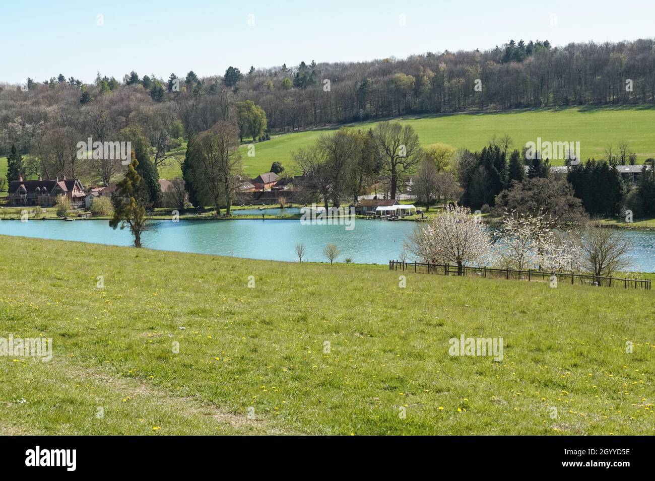 The Chess valley with the River Chess in Buckinghamshire, England ...