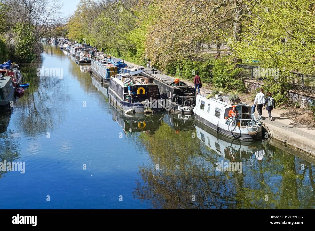 Spring at Regent's Canal, England United Kingdom UK Stock Photo - Alamy