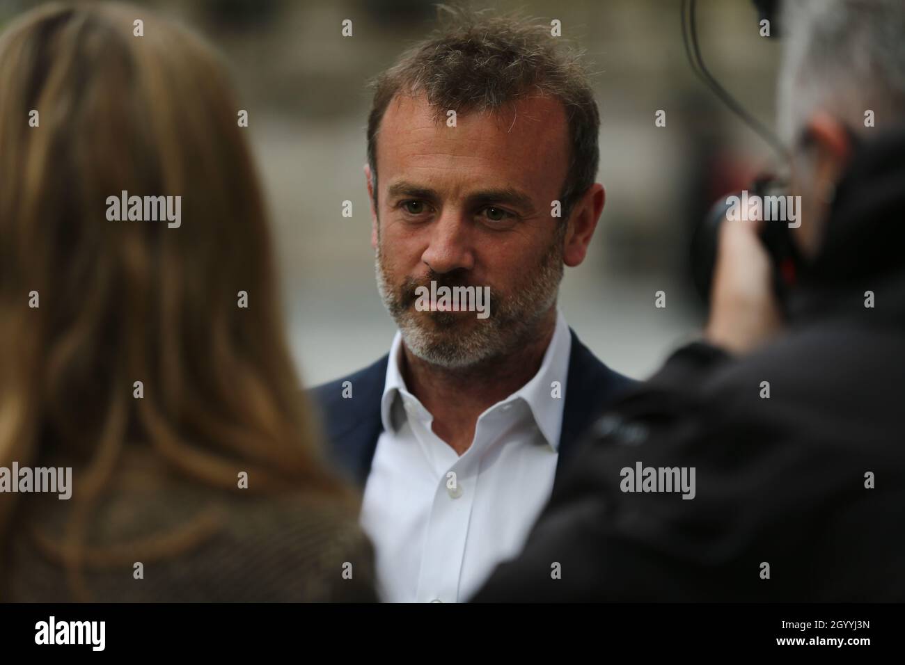 Stephen fitzpatrick ovo hi-res stock photography and images - Alamy