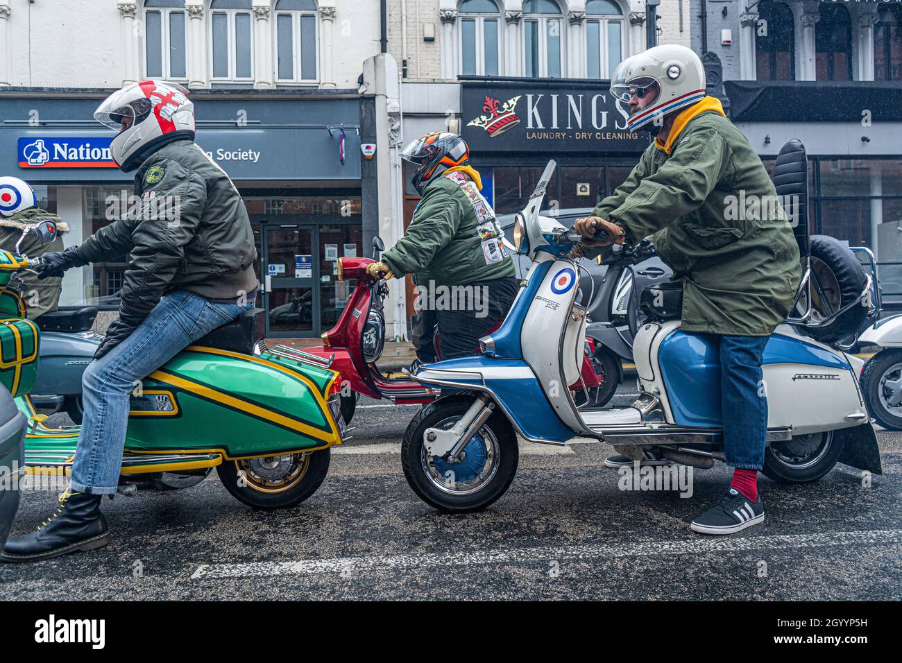 WIMBLEDON LONDON, UK. 10 Oct, 2021. A group of Mods scooter riders on ...