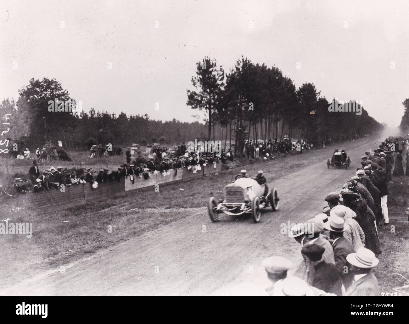 Kettenwagen hi-res stock photography and images - Alamy