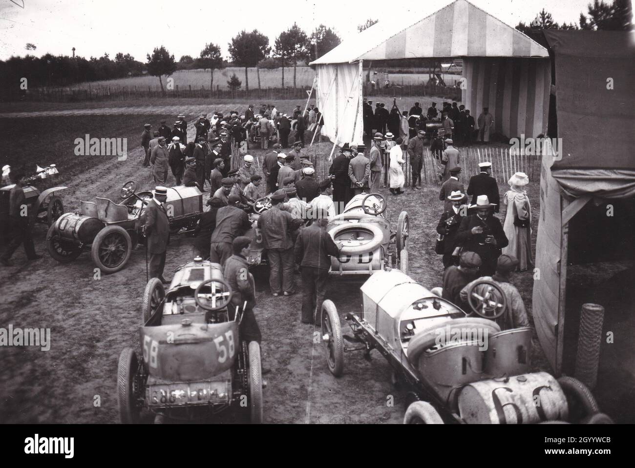 Vintage 1900s - 1920s motor racing / rallying Stock Photo - Alamy