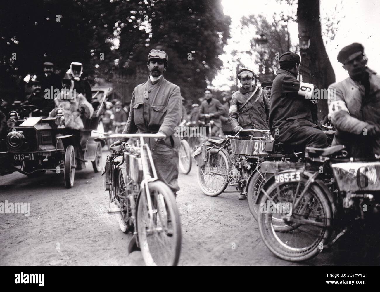 Vintage 1900s - 1920s motor racing / rallying Stock Photo - Alamy