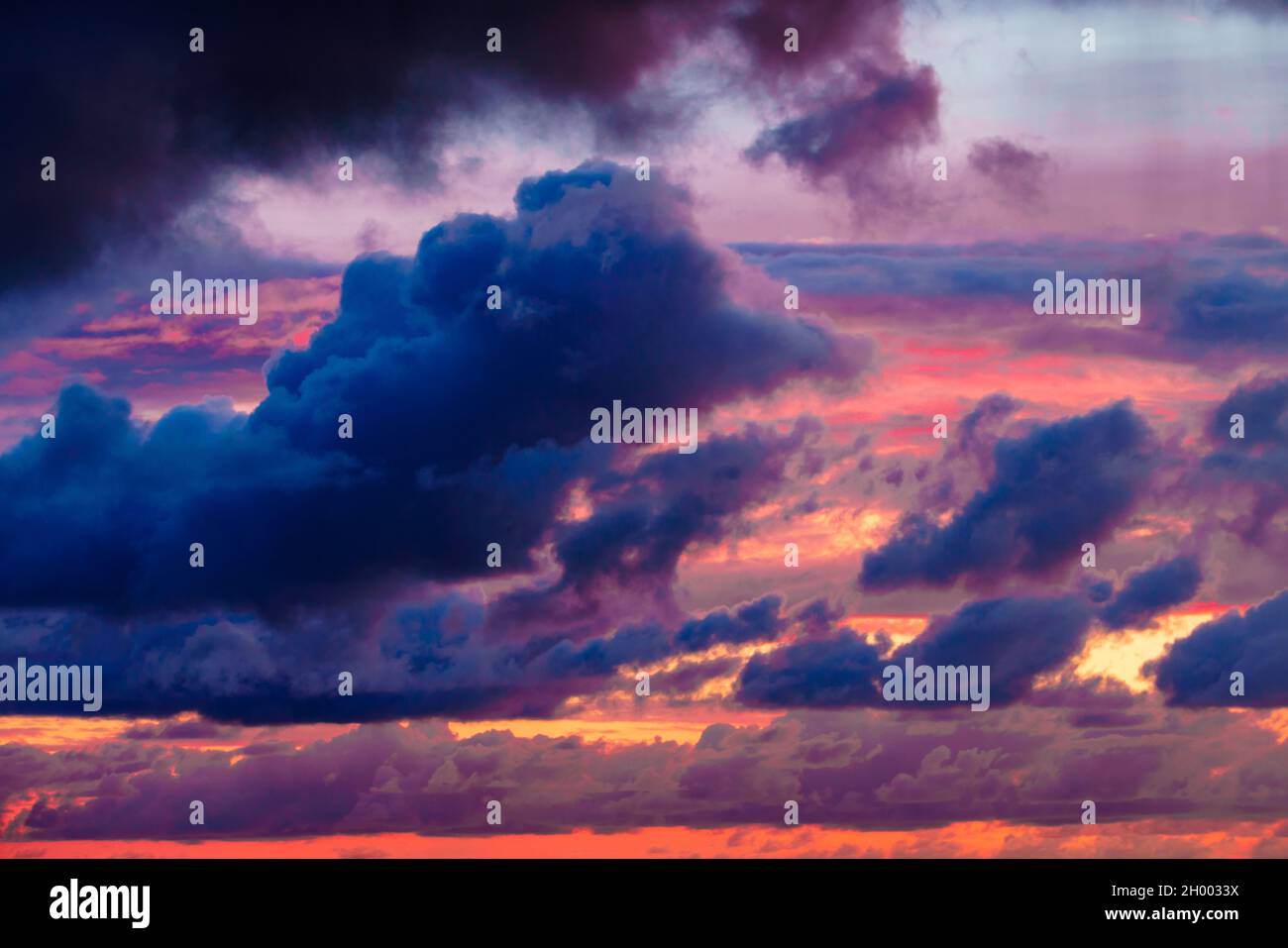 Dark moody storm clouds. Ominous warning Stock Photo - Alamy