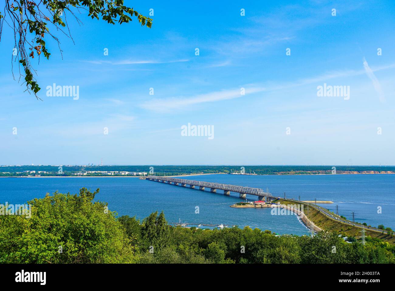 Bridge across the volga hi-res stock photography and images - Alamy