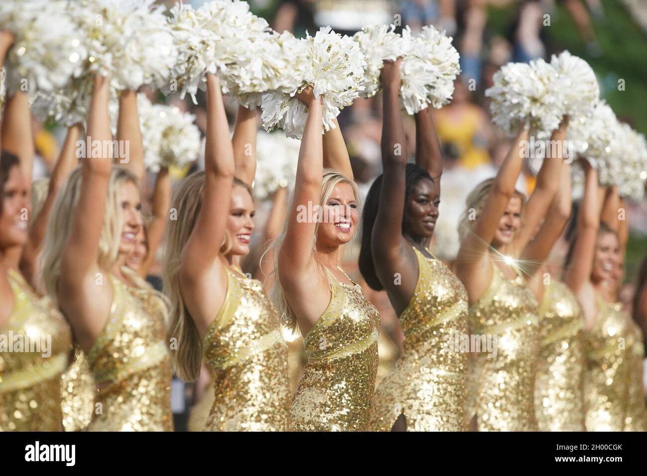 The Mizzou Golden Girls cheer on their team during the North Texas ...